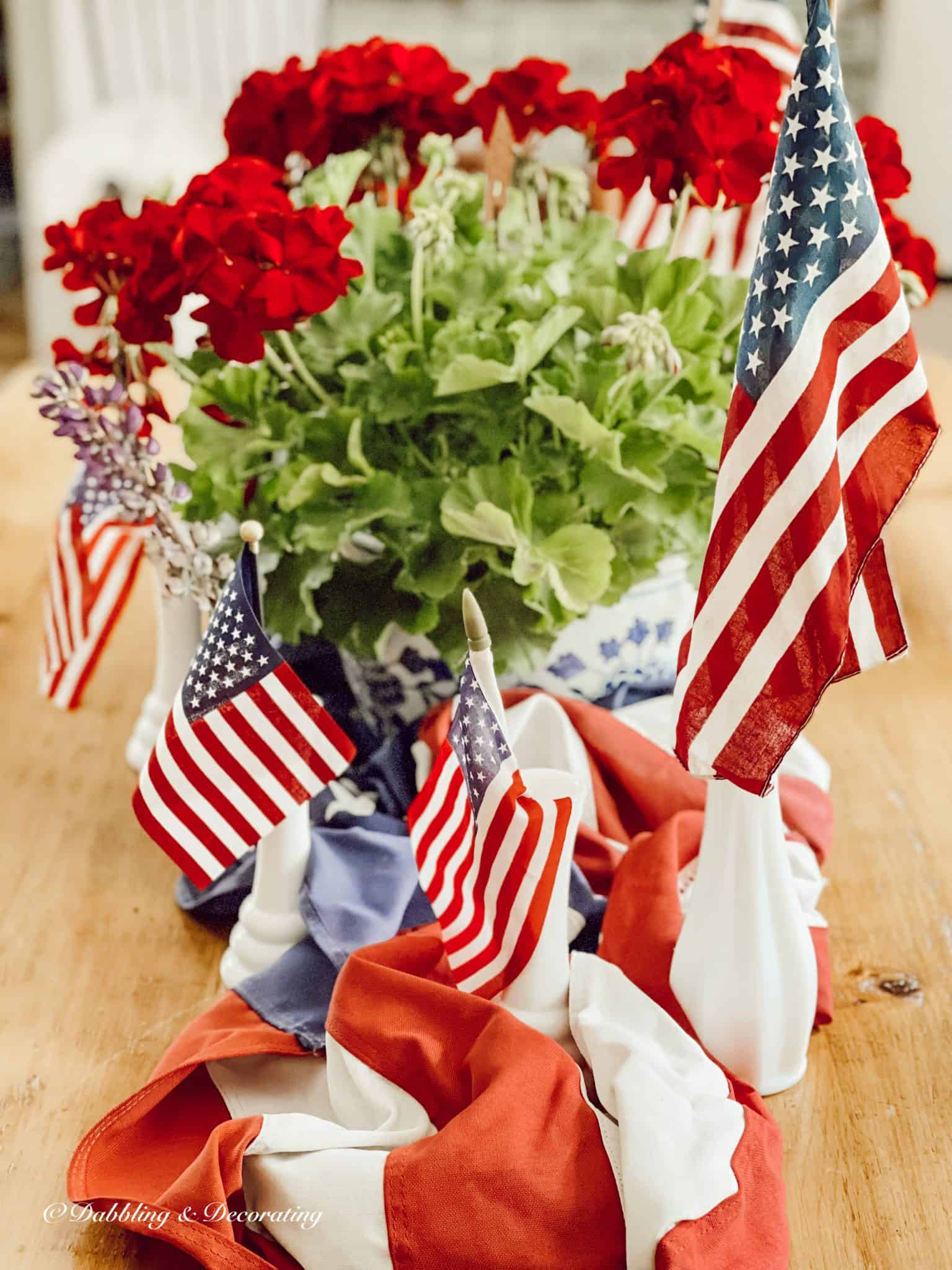 Vintage Style Patriotic Centerpiece | Dabbling & Decorating