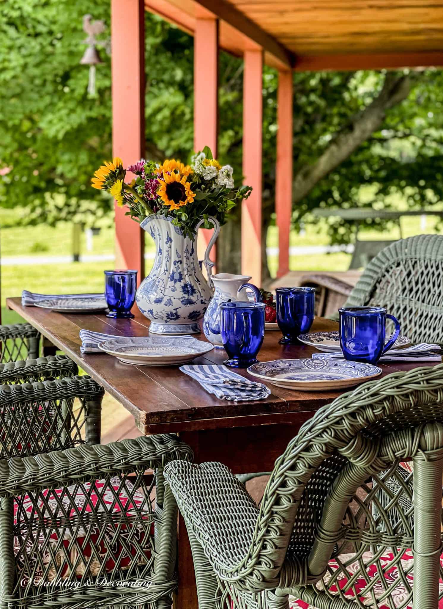 My Favorite Second Hand Table | Dabbling & Decorating