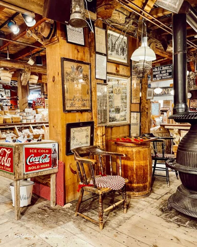 What’s It Like to Visit The Vermont Country Store? A Cozy Guide to Fall ...