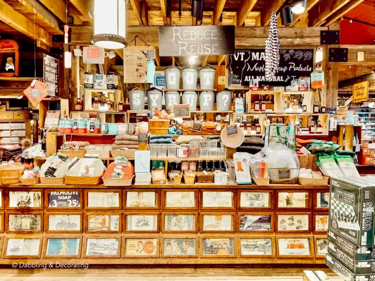 What’s It Like to Visit The Vermont Country Store? A Cozy Guide to Fall ...
