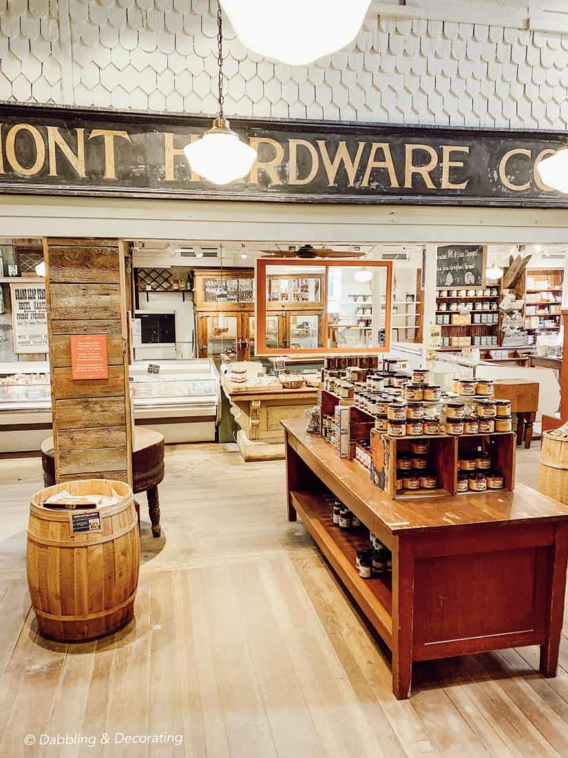 A Fall Visit to the Vermont Country Store | Dabbling & Decorating