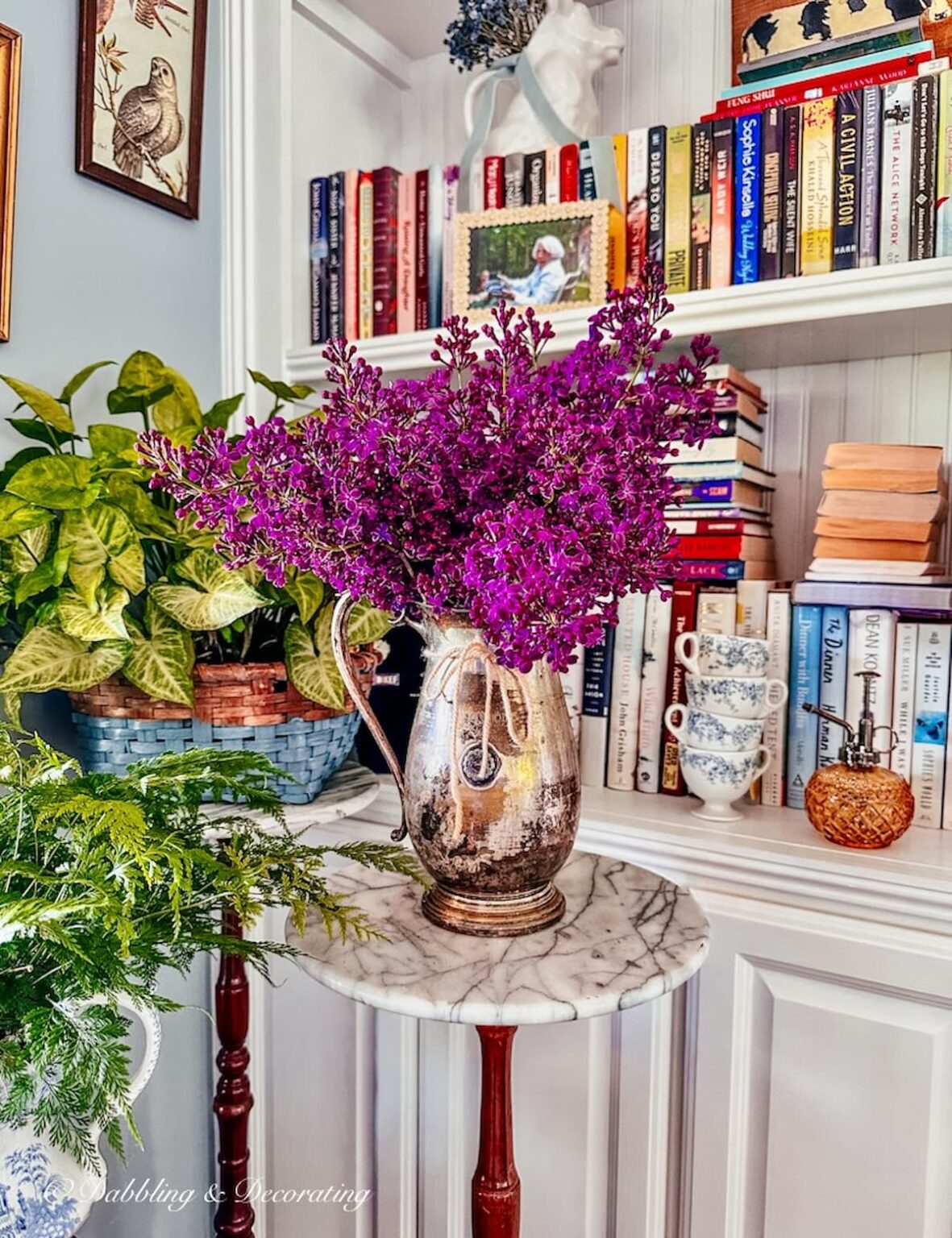 How to Decorate with Lilacs: Vintage Spring Ideas for Your Home