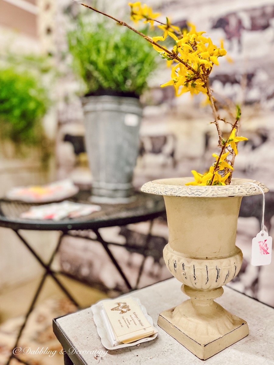 38 Vintage Flower Arrangements from an Antique Garden Party You’ll Want ...