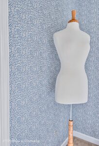 Mannequin Decoration Ideas: A Budget-Friendly Modern Look for Vintage Style