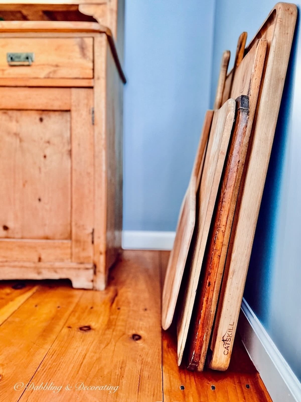 15 Bread Board Ideas for Instant Texture on Counters, Shelves, and Walls