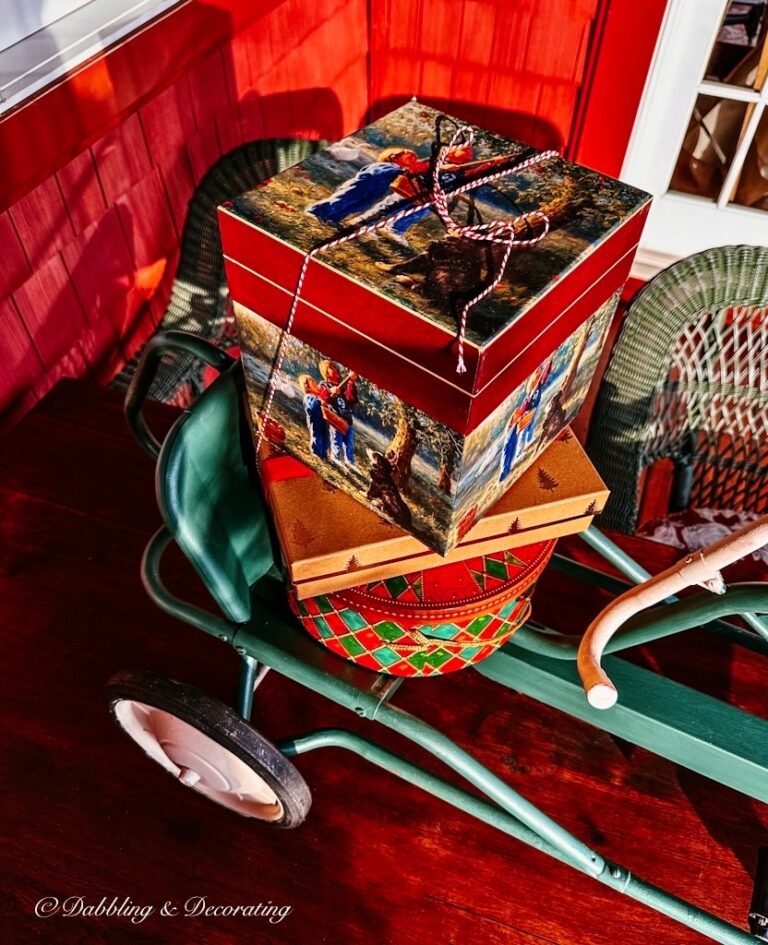 Vintage Pedal Go-Kart Christmas Decor Ideas from Porch to Table Kids ...