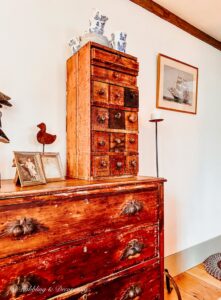 Antiquing 101: A Guide From the Trail | Dabbling & Decorating