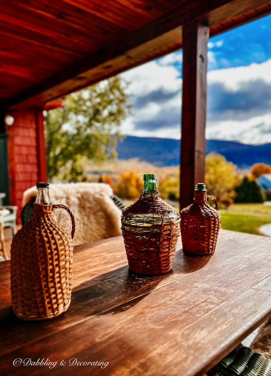 How to Start Collecting Vintage Home Decor: A Beginner's Guide