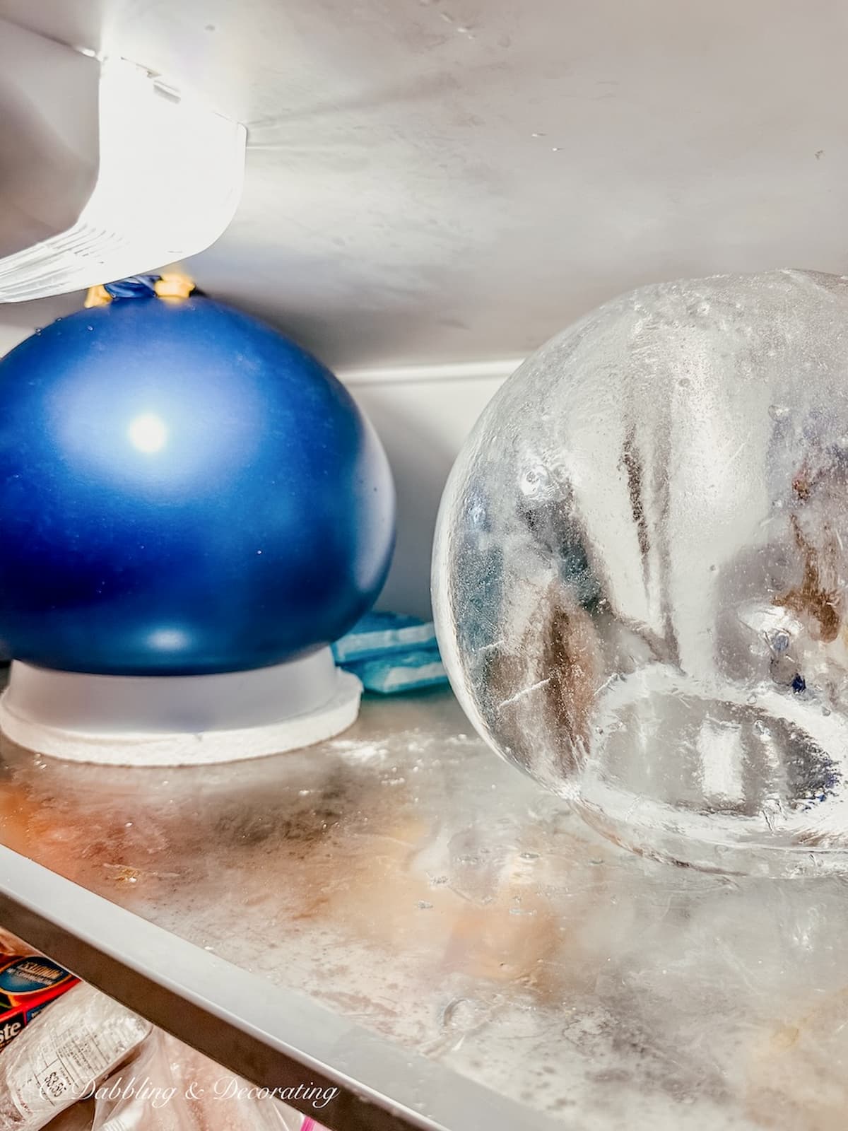 Ice Lantern: How to Make for Winter Decoration Using Remote-Control Lights
