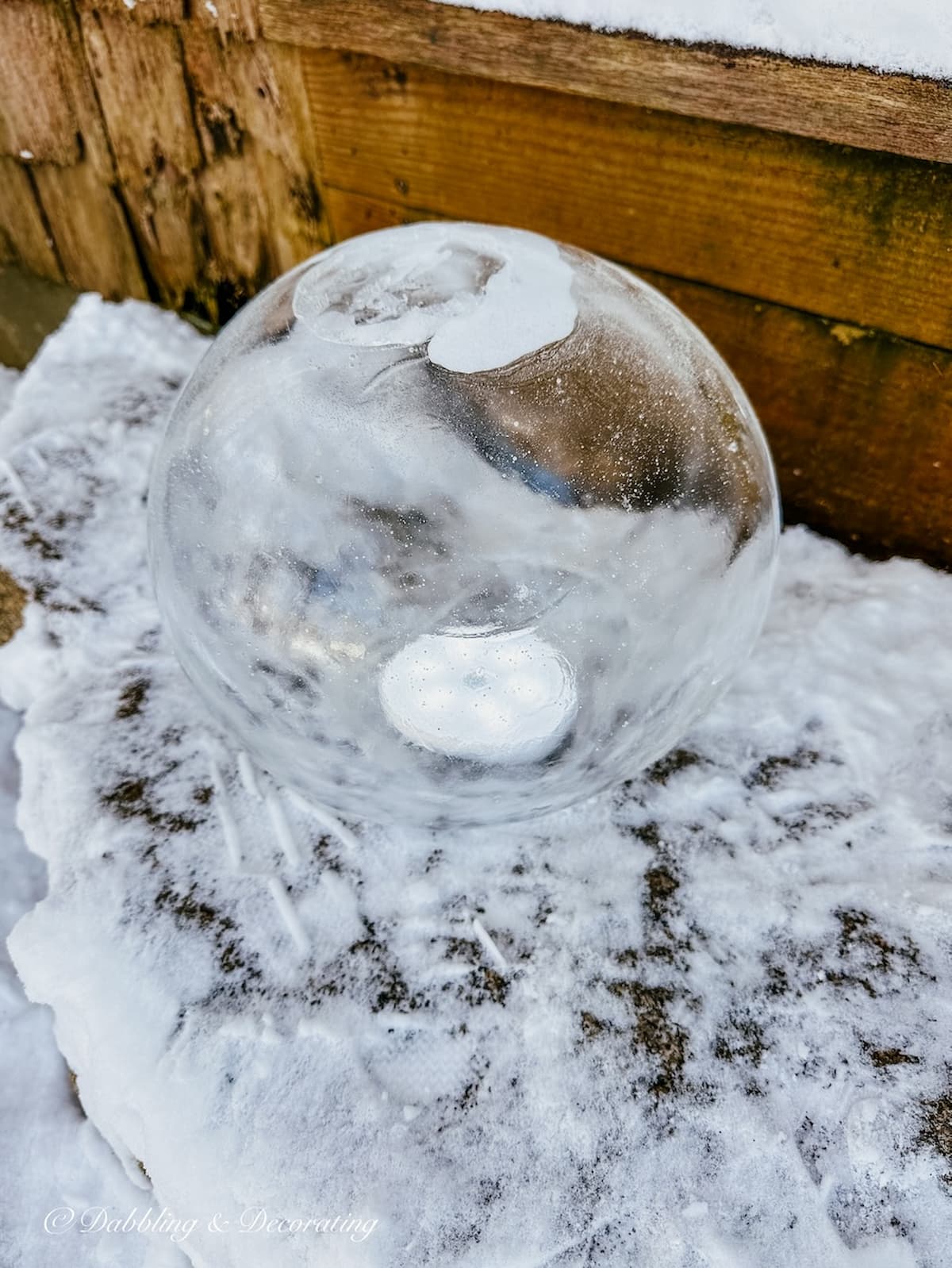 Ice Lantern: How to Make for Winter Decoration Using Remote-Control Lights