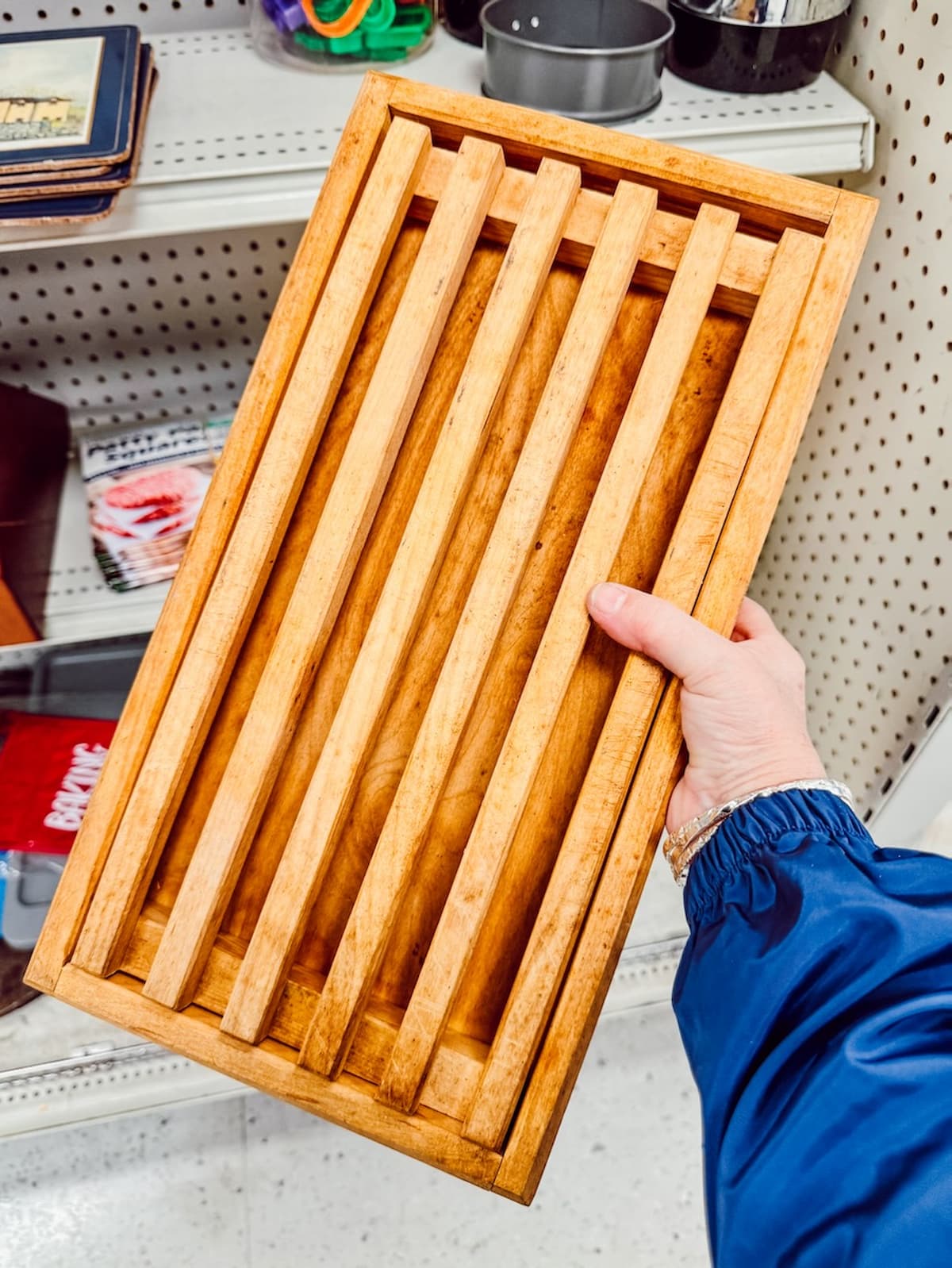 9 Thrift Store Finds I Always Buy for Vintage Styling